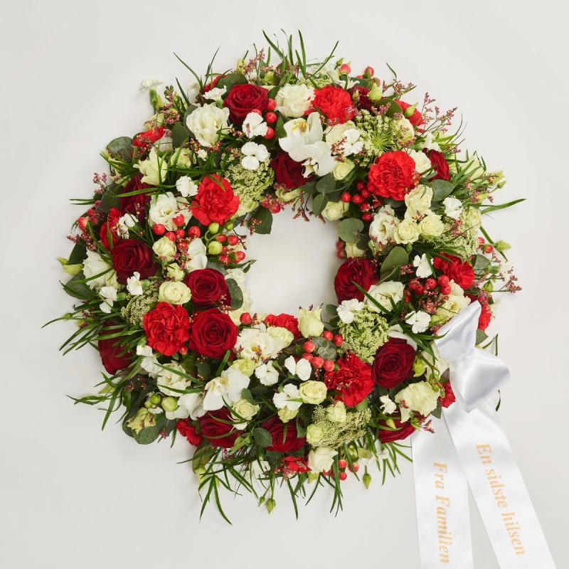 Rundpyntet krans i klassisk stil med bånd - Byens Blomster - Din ...